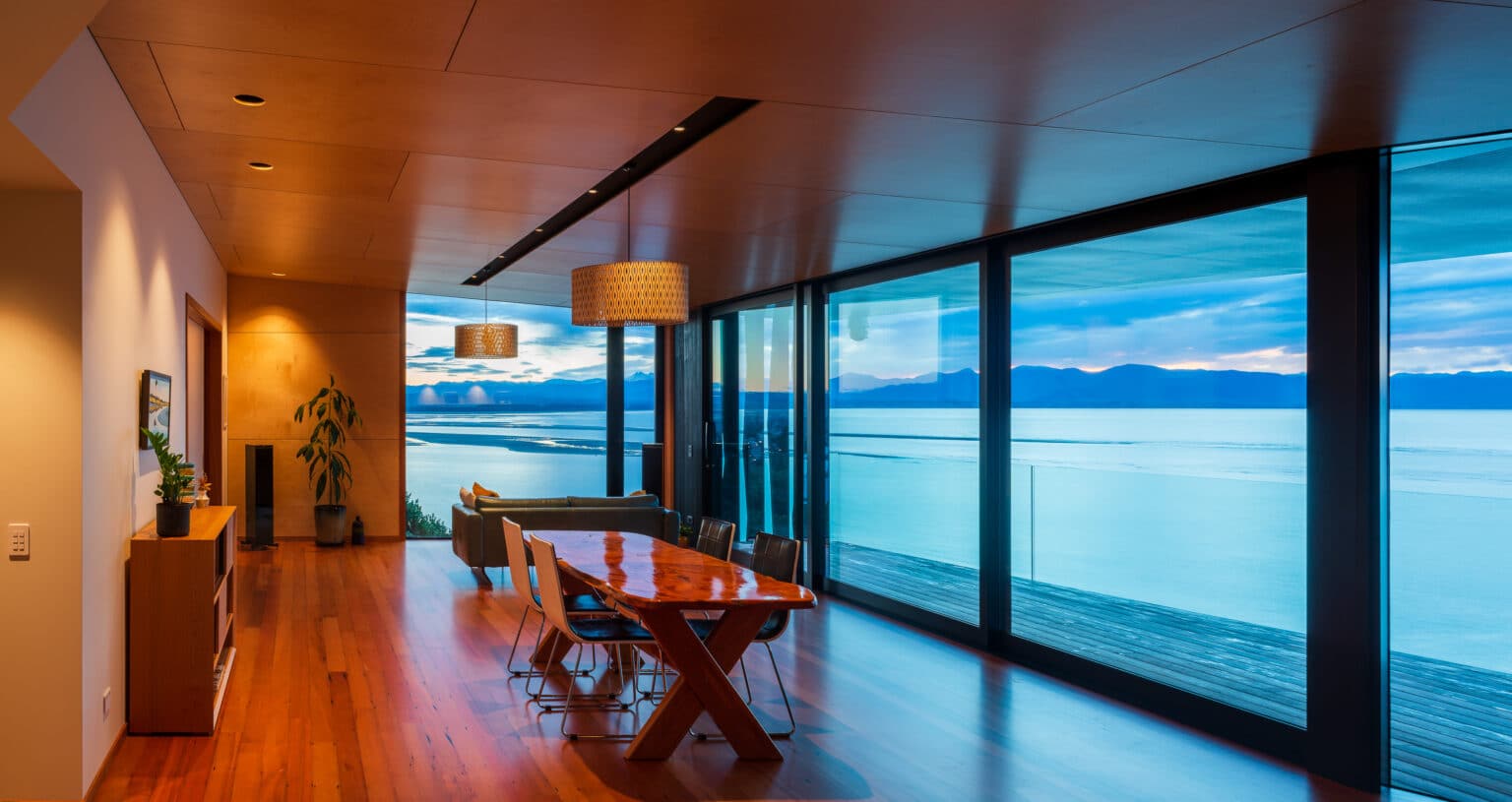 The Cliffs, Nelson, New Zealand - Switch Lighting